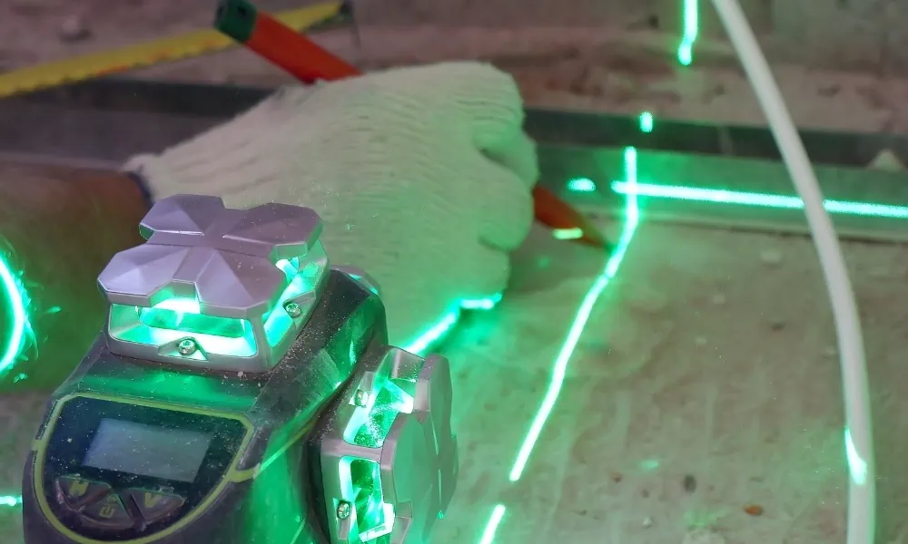 The Right Way to Recalibrate Self-Calibrating Laser Level | Banging Toolbox
