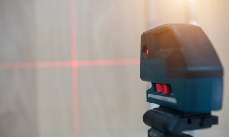 9 Types of Laser Levels for Different Leveling Tasks – Banging Toolbox